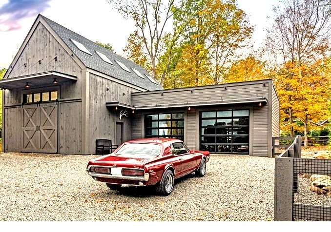 Garage – Farmhouse Garage – Dess Designs