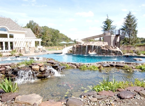 Poolhouse Philadelphia – Pilar Navarro Colorado