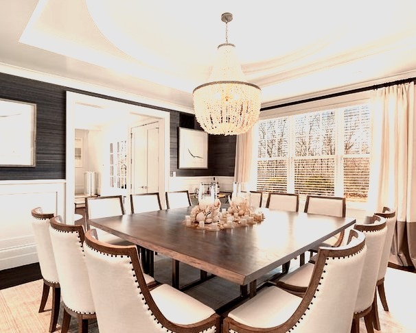 Dining Room Enclosed in New York – Niun