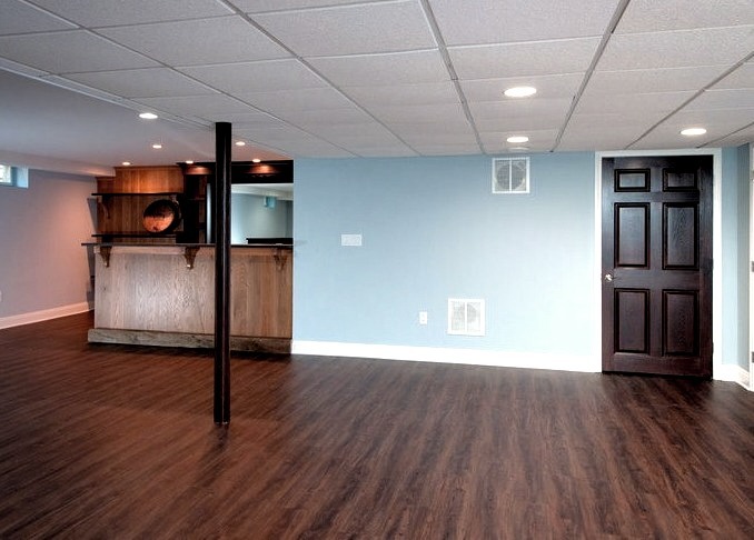 Single Wall Home Bar New York – On Becoming Ezzowise