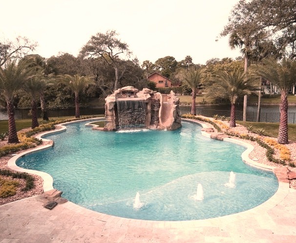 Beach Style Pool – Fountain – Wednesdays Tamper